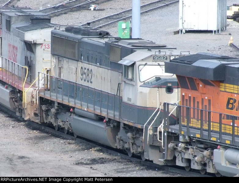 BNSF 9582